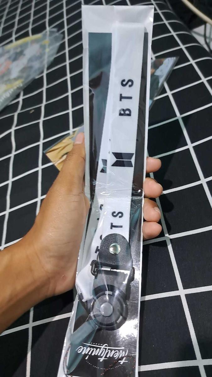 Lanyard KPOP Logo idol group - Shop | Tokopedia