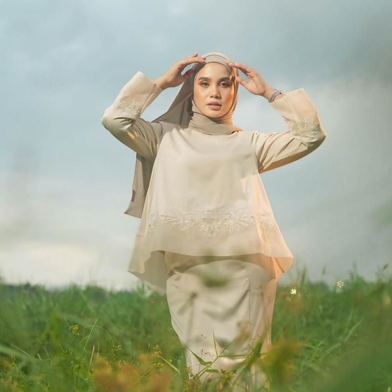 Selendang Sifon Korea, dengan Bahagian Dalam Cotton Lycra Square ...