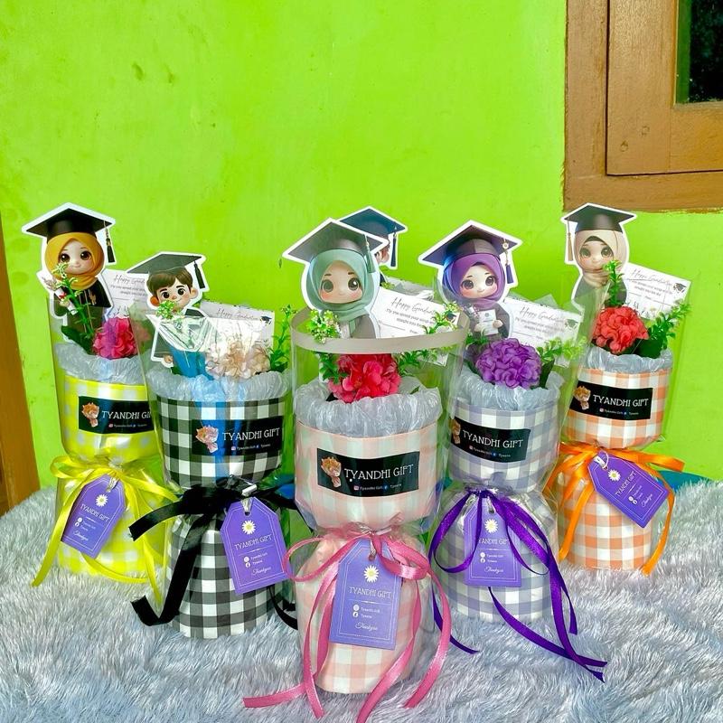 Round Bucket Topper Wisuda Hampers/Kado Wisuda - Shop | Tokopedia