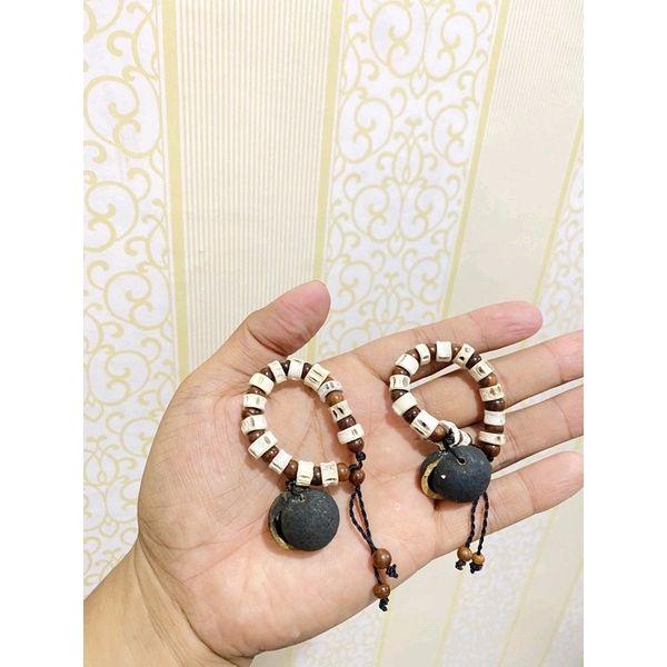 Gelang Sawan Bayi Tulang Hiu Khas Kalimantan - Gelang Sawan Baby - Shop ...