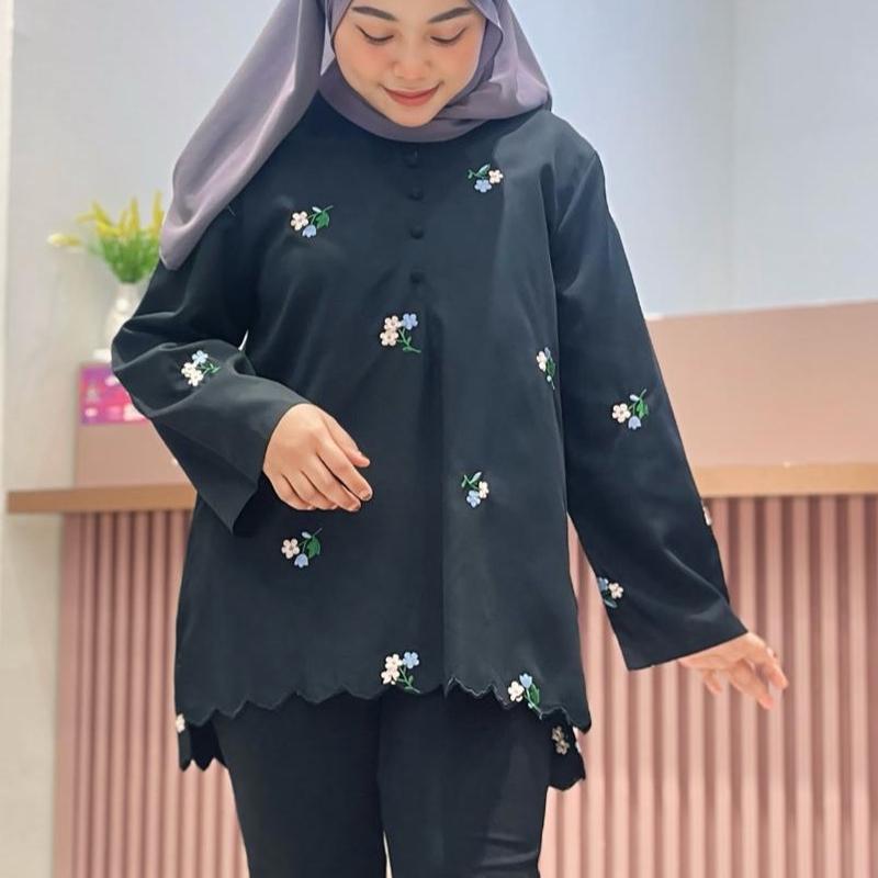 Sulam Blouse with front Zip(BD40527) - TikTok Shop Malaysia