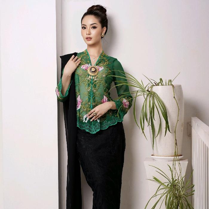 Promo KEBAYA JADI 1SET _ MOTIF ANIMORE versi WULAN by ANAKEBAYA # ...