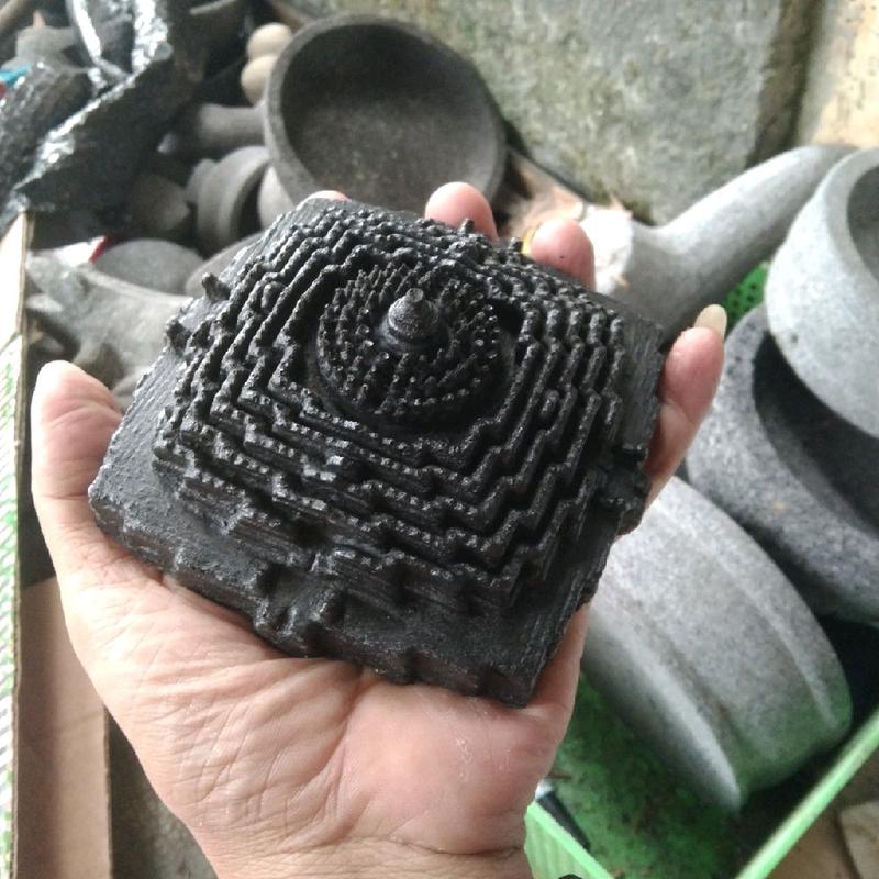 MINIATUR CANDI BOROBUDUR 11CM BAHAN BATU TERHALUS DAN PALING ESTETIK ...