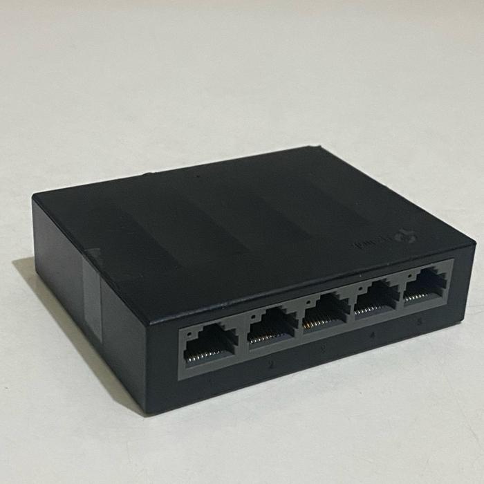 Jual 2nd TP-Link LS1005G 5-Port Gigabit Desktop Switch | Unmanaged ...