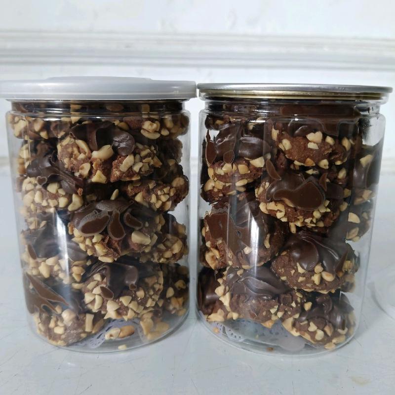 Kue kering nutella ball 600 ml-kue coklat nutella cemilan enak pop can ...