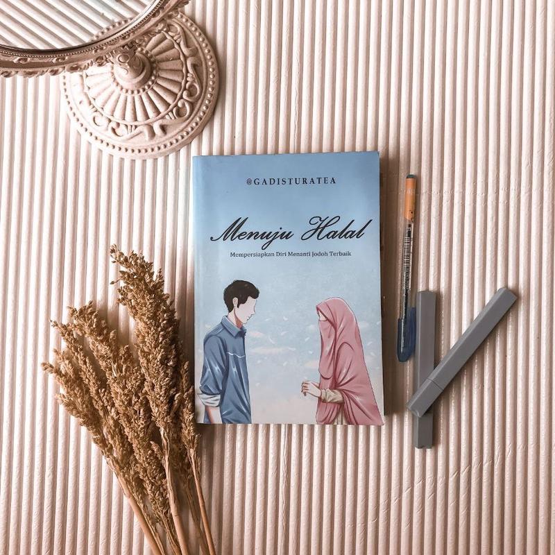 Menuju Halal - GADISTURATEA - Shop | Tokopedia