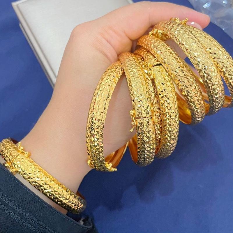 MELURWANGI Emas Sadur Indonesia 916 Gelang Bangle Donut Pahat - TikTok ...