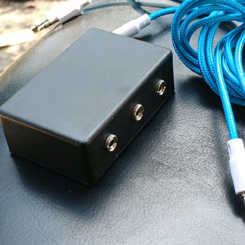 MODUL SPLITTER AUX JACK 3.5MM 1 INPUT 3 OUTPUT UNTUK BANYAK AMPLIFIER ...