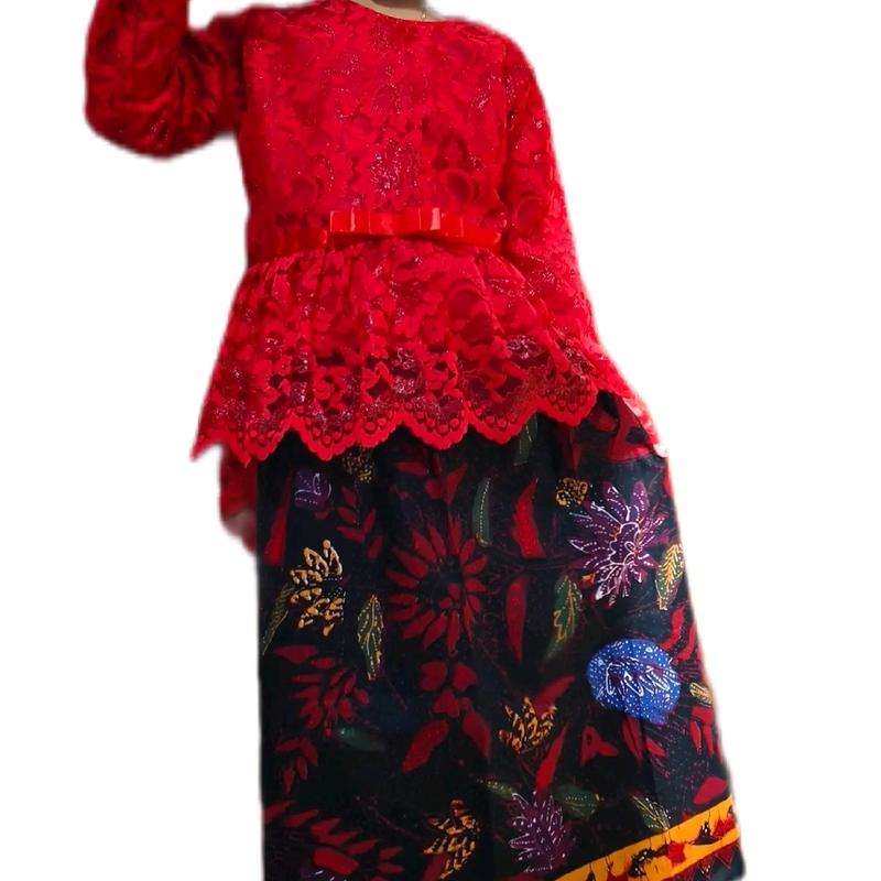 Baju Adat Tradisional Madura Marlena Gotik. Sisil Collection. Wanita ...