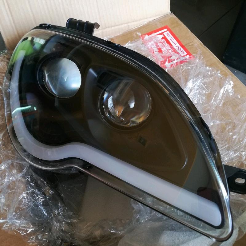 PERSONA HEADLAMP PROJECTOR - TikTok Shop Malaysia
