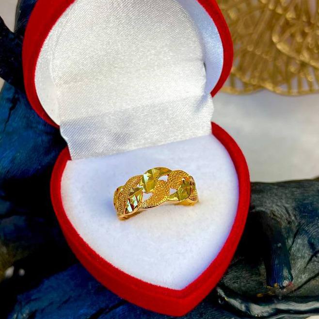 Cincin Danhill Emas Titanium - TikTok Shop Malaysia