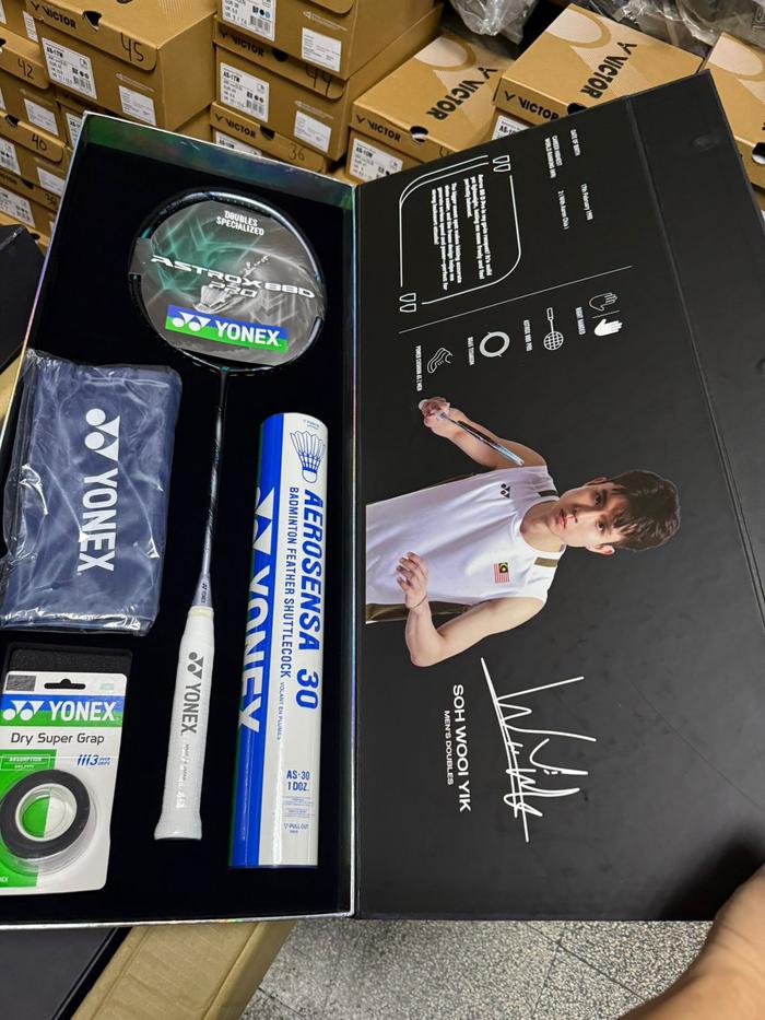 Jual Raket Badminton YONEX ASTROX 88D PRO Soh Wooi Yik Edition Special ...