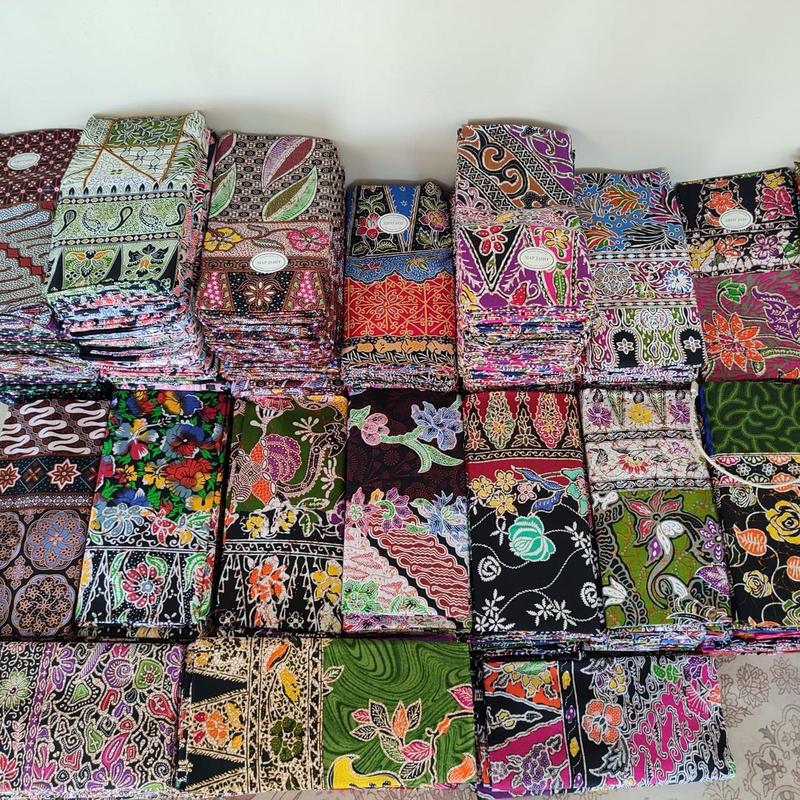 COMBO 15 Helai Kain Batik Terengganu Siap Jahit - TikTok Shop Malaysia