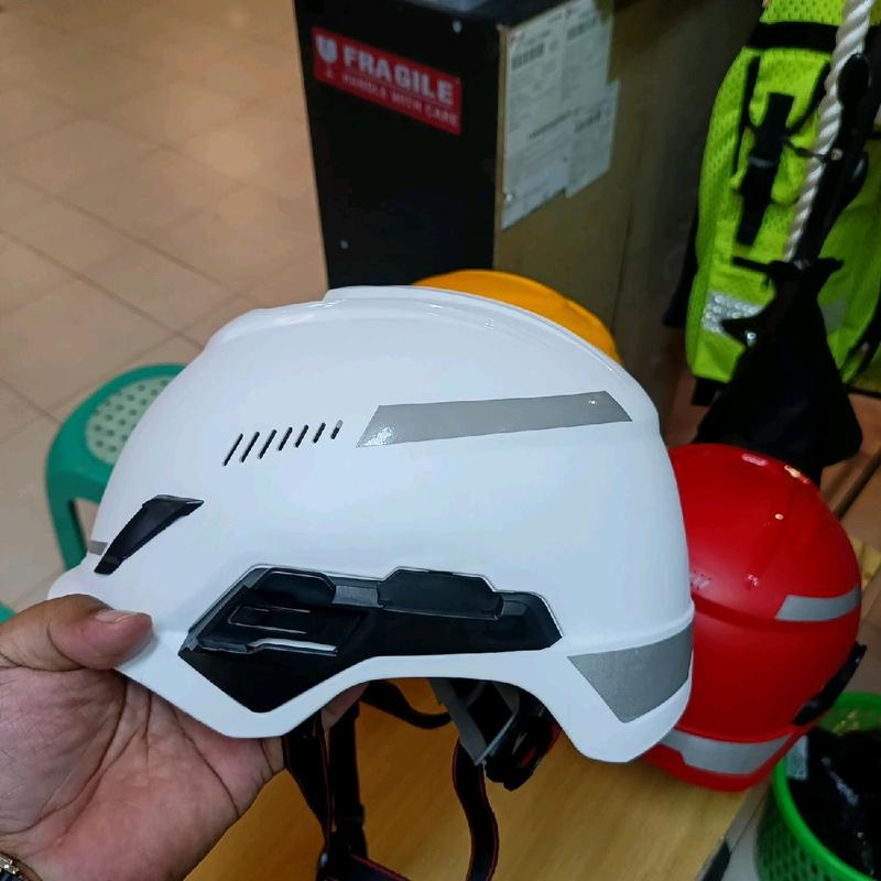 Helm safety msa climbing warna putih standar SNI Outdoor - Shop | Tokopedia