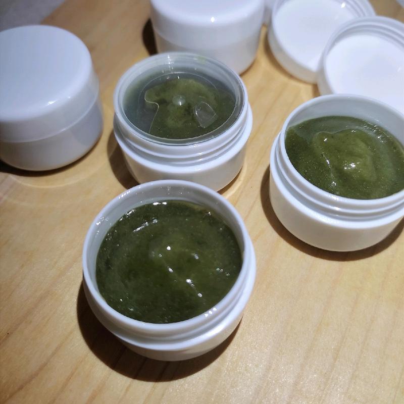 Krim Daun Gelenggang| Balm Kulit Gatal Ruam Panau Kurap Kudi - TikTok ...