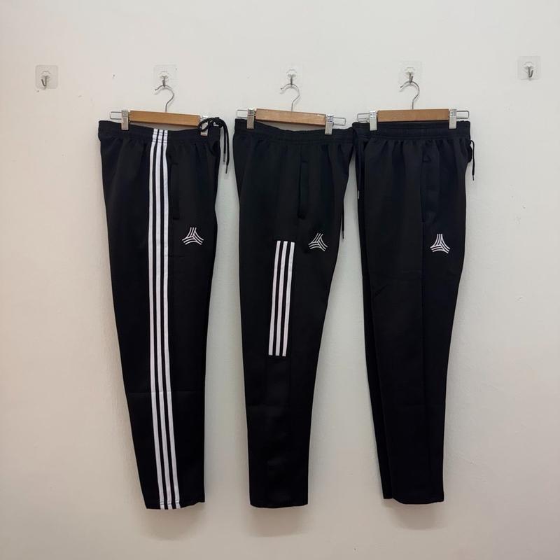 SELUAR SUKAN TANGO III UNISEX HITAM - TikTok Shop Malaysia