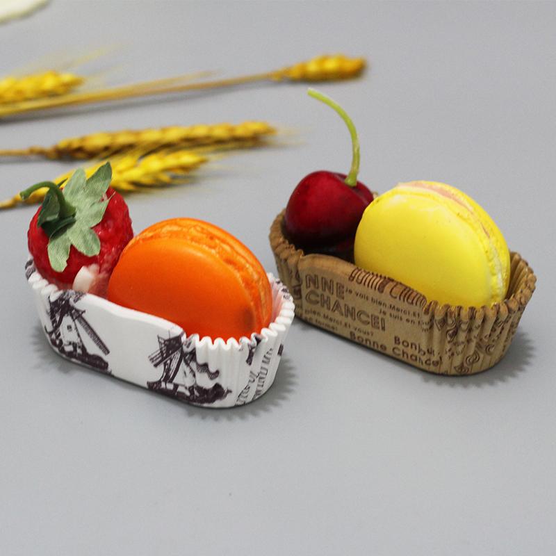 Small oval boat-shaped cake tray, mini coated baking pastry base ...