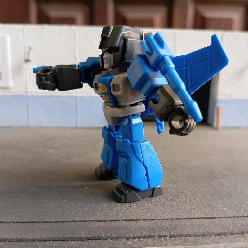 Blokees loose Transformers Thundercracker 01 galaxy shining version ...