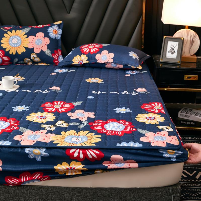 lapik tilam Cadar Queen/King Fitted Bedsheet With Cotton Anti - TikTok ...