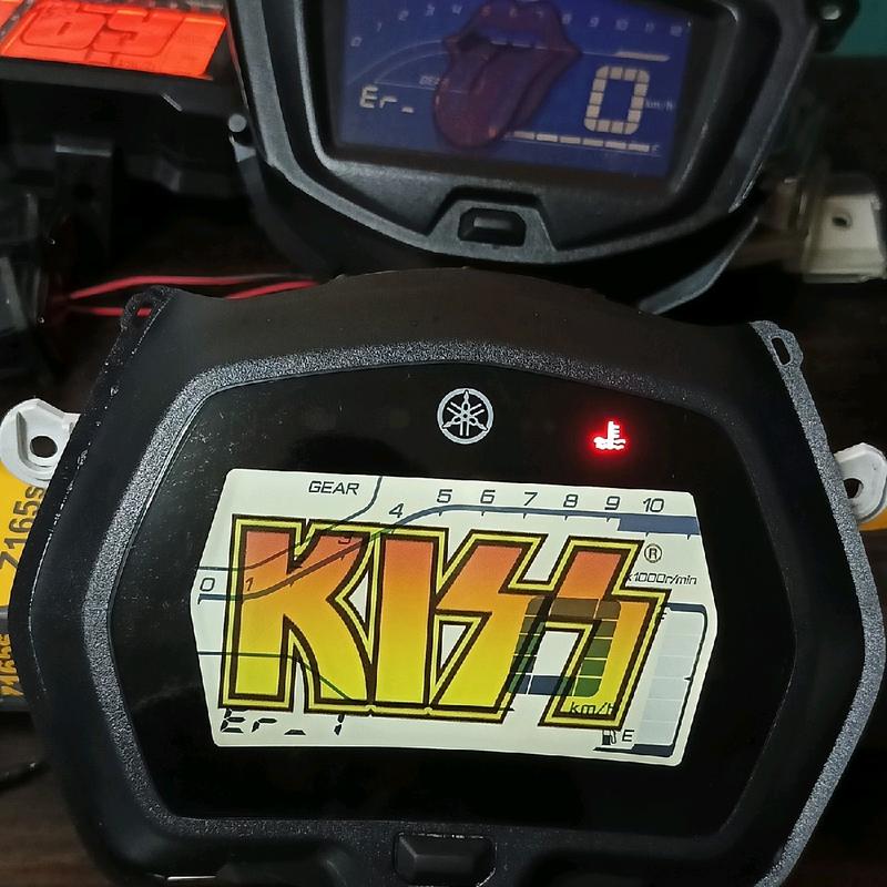 Tinted Meter Motor LC V8 Y16zr Y15 V2 Tampal Luar Meter .. - TikTok ...
