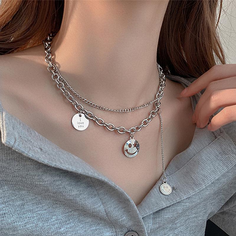 Kalung muka smiley Ins Hip Hop untuk wanita, rantai klavikula, - TikTok ...