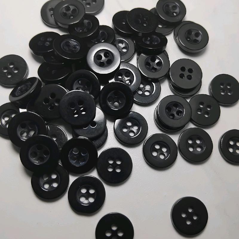 kancing baju 4 lubang//kancing seragam// kancing Dinas//ukuran 11 mm(18 ...