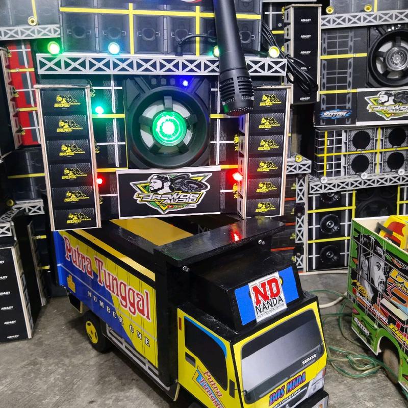 (PAKET LENGKAP) miniatur truk dan sound system horeg mantappp lengkap ...