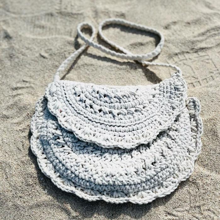 Jual Tas Rajut Model Kerang - Tas Handmade dengan Desain Unik dari ...