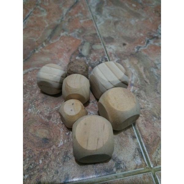 Dadu polos kosongan kayu palet ringan - Shop | Tokopedia