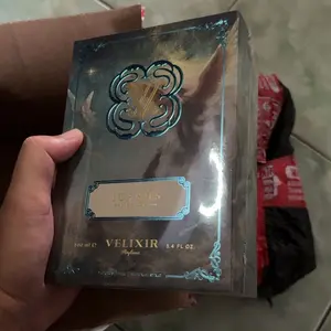 Velixir Icarus Eau de Parfum for Unisex - Shop | Tokopedia