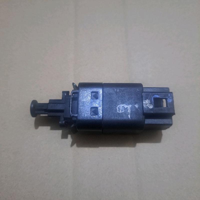 SAKLAR SWITCH REM MOBIL WULING ALMAZ CONFERO ORI - Shop | Tokopedia