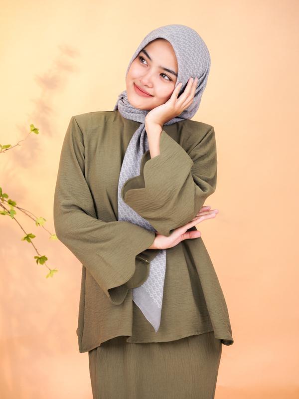 BAJU KURUNG MALYA BY ZABUNISA BOUTIQUE . Wanita set muslimah - TikTok ...