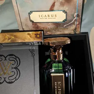 Velixir Parfums Icarus Eau de Parfum for Unisex - Shop | Tokopedia