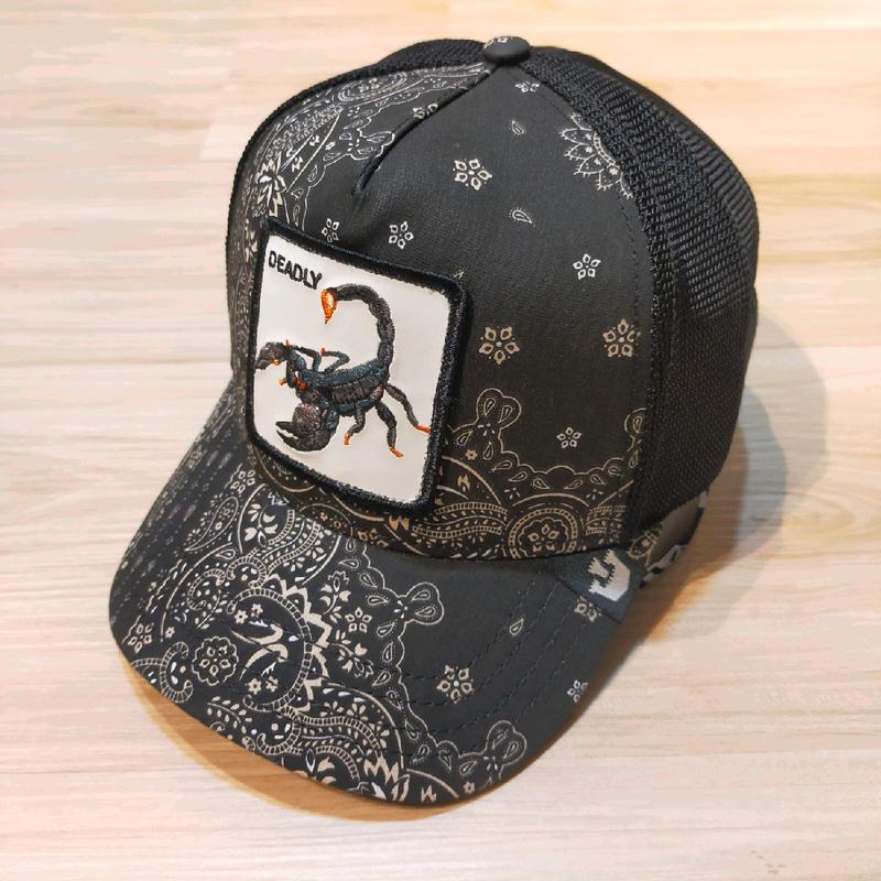 Topi Goorin Bros deadly pesly Hitam Biasa - TikTok Shop Malaysia