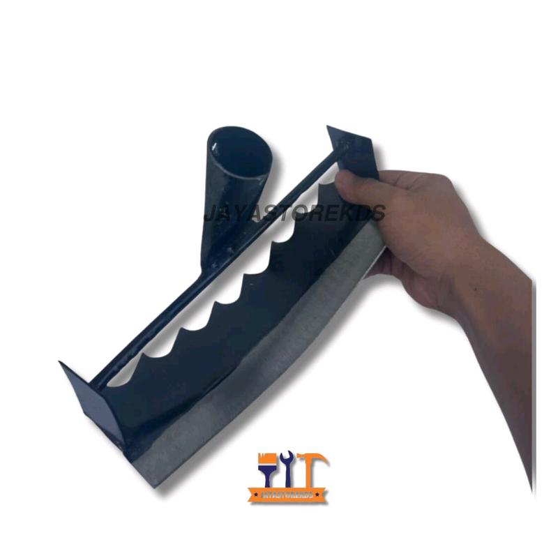 Alat Garuk Rumput Liar Gulma Asli Baja - Cangkul Garuk Super - Shop ...