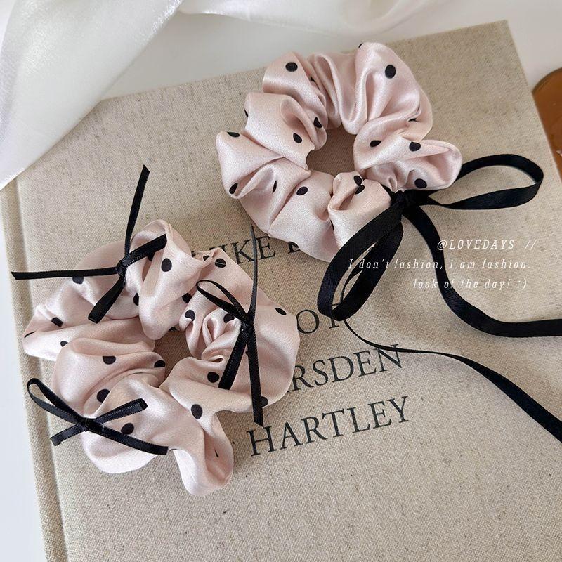 Ikat kepala bunga merah jambu, ikat rambut Scrunchie - TikTok Shop Malaysia