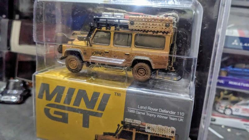 Diecast Mini gt Land rover defender 110 camel trophy winner dirty 221 ...