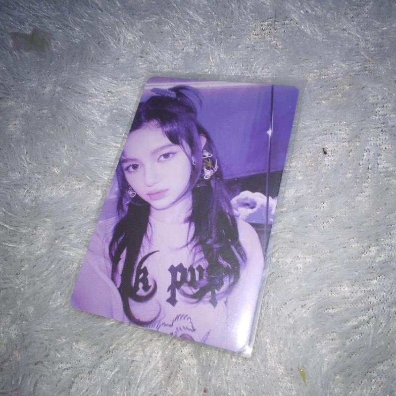 PHOTOCARD OFFICIAL NEW JEANS DANIELLE - Shop | Tokopedia