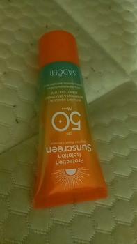 Pelindung Matahari Berwarna Cerah, SUNBARE, SPF 50 PA + + +, - TikTok ...
