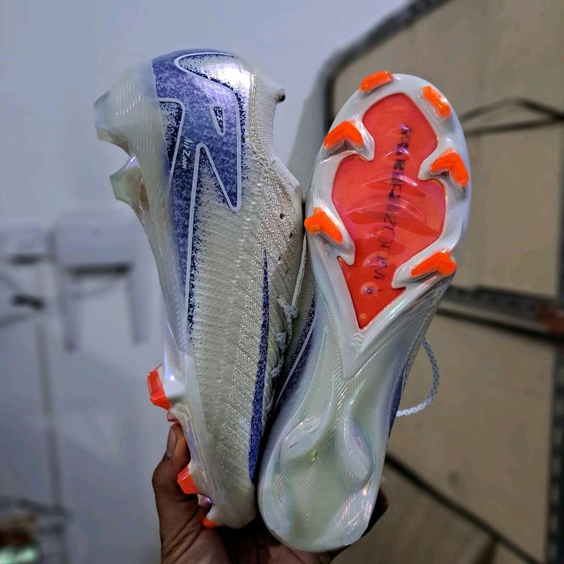 Sepatu Bola Soccer Zoom16 Elite White Blue Orens FG Boots - Shop ...