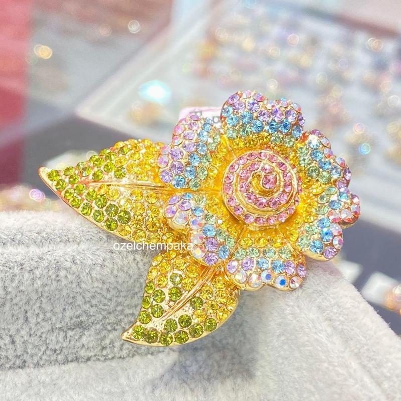 B128 - Kerongsang Bahu Bunga Raya Besar - TikTok Shop Malaysia