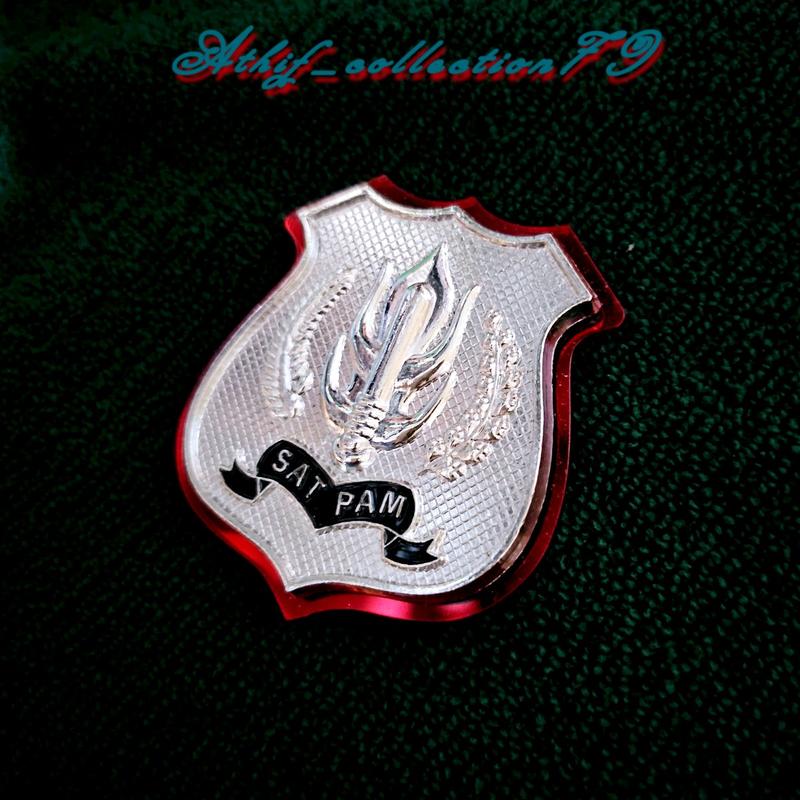 Pin Kewenangan Akrilik Magnet Bahan Logam Cor Tebal Lencana Satpam ...