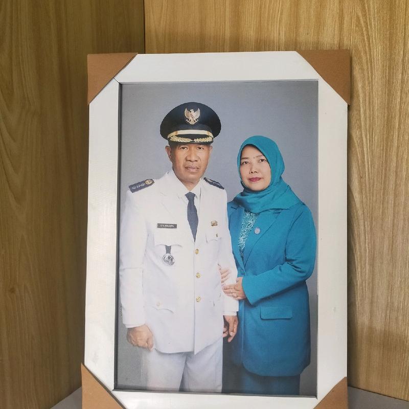 Cetak Foto + laminasi doff & Frame putih - Shop | Tokopedia