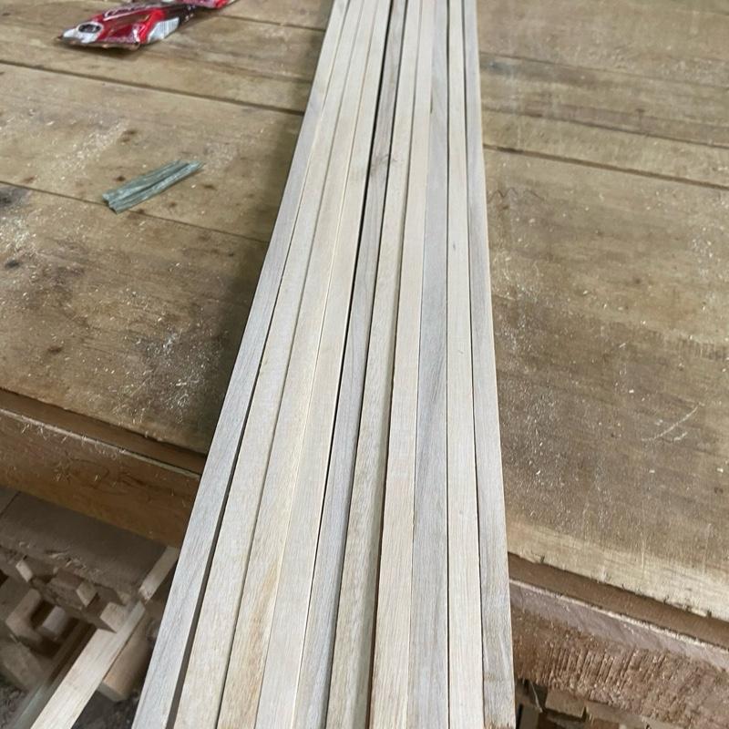 Kayu Kotak Ukuran 1X1X200cm (1 ikat )Sudah Diserut Halus untuk Proyek ...