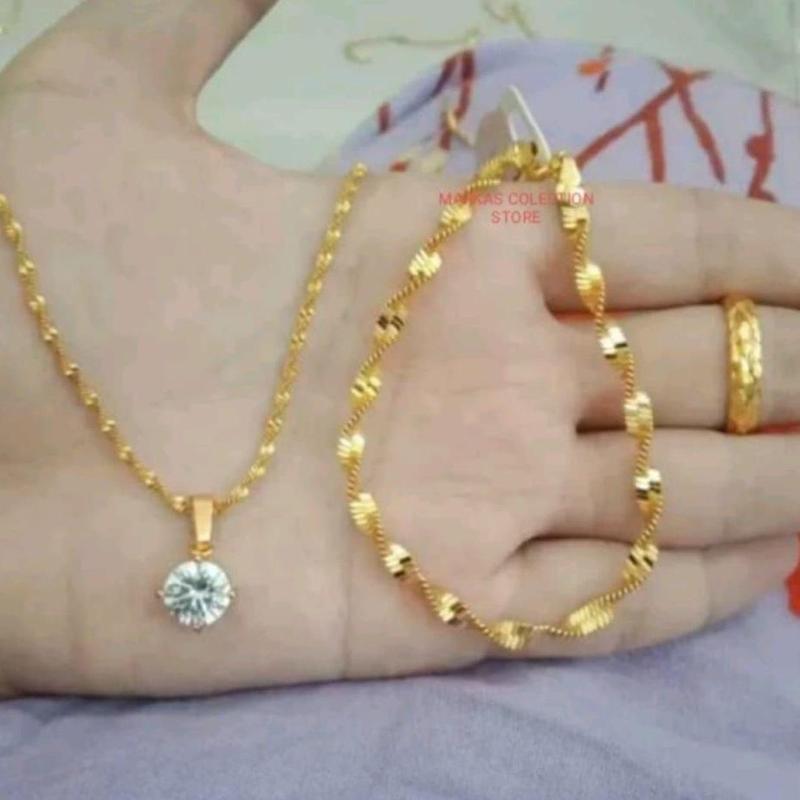 Set Perhiasan Titanium Wanita Dewasa Model 25 Terbaru Anti Karat Tidak Luntur Lapis Emas ...