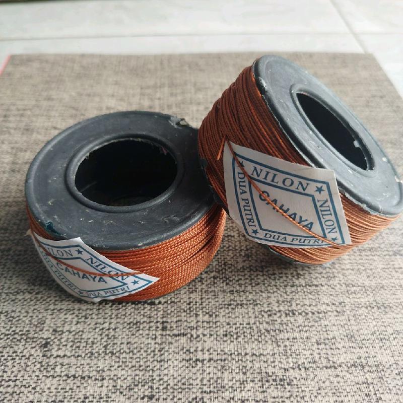 Benang Nilon Coklat Panjang 35m untuk 1pcs - Shop | Tokopedia