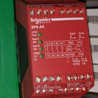 Jual SCHNEIDER ELECTRIC XPSAV11113P SAFETY RELAY 24VDC 2.5A - Jakarta ...
