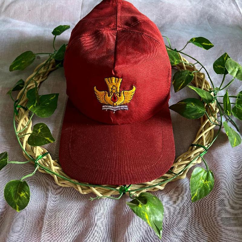 TOPI SEKOLAH SD MERAH POLOS Bordir Tutwuri Handayani - Shop | Tokopedia