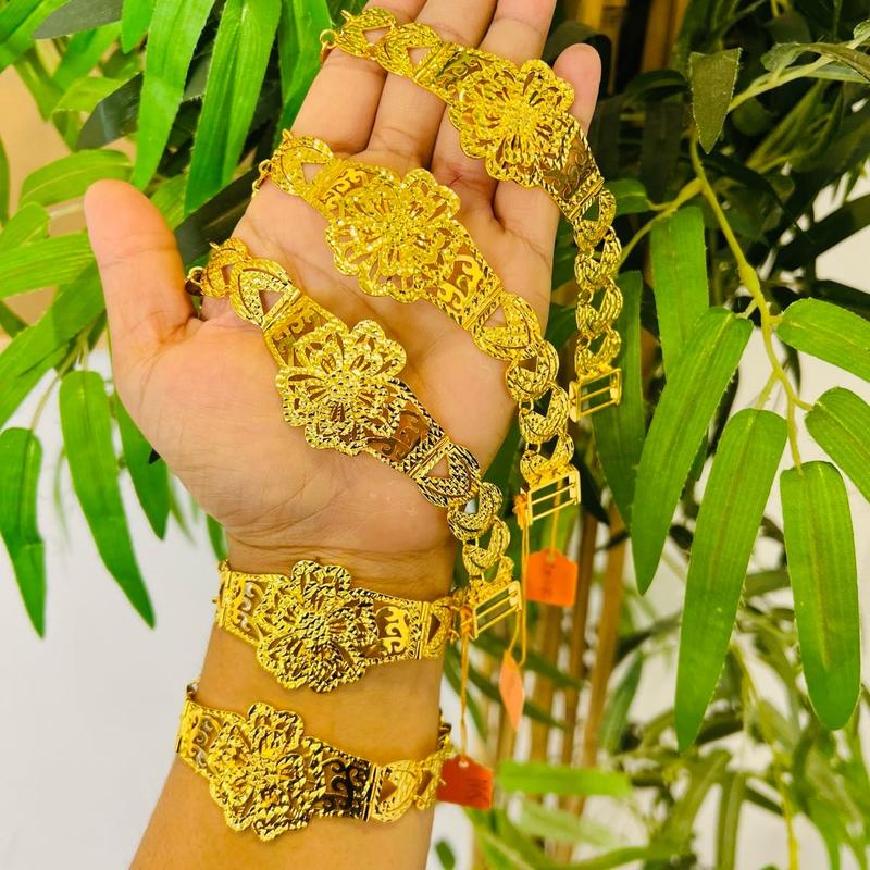 Gelang tangan Exclusive bunga raya viralll - TikTok Shop Malaysia