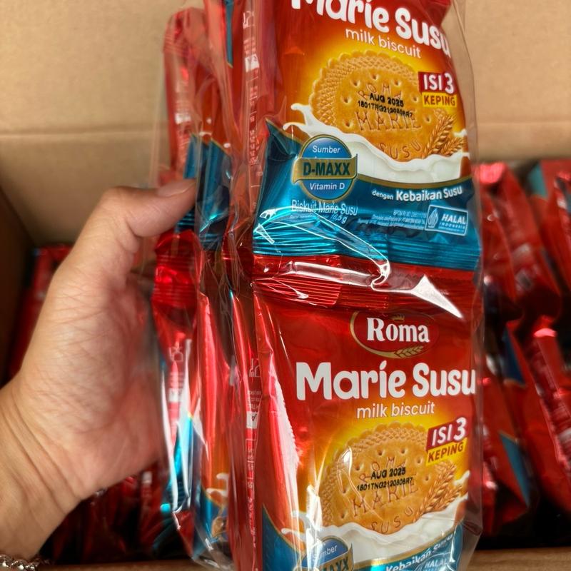 Agen distributor makanan ringan snack cemilan wafer biskuit roma marie ...